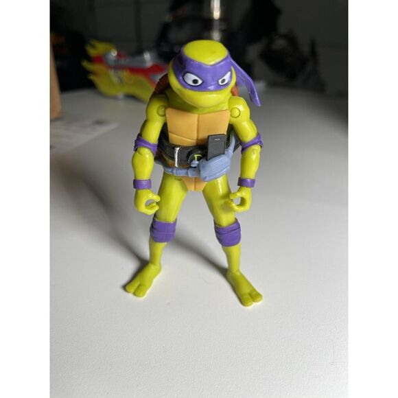 Toys | Teenage Mutant Ninja Turtle Donatello The Brains Action Figure ...
